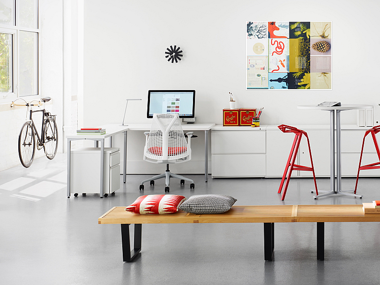 Islands Collection by Knoll® X-Base | Innovative Business Interiors